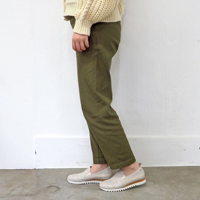 軽量│パンチングスリッポン （AY_1340008） | あしながおじさん / cavacava （サヴァサヴァ）靴の公式通販サイト【公式】